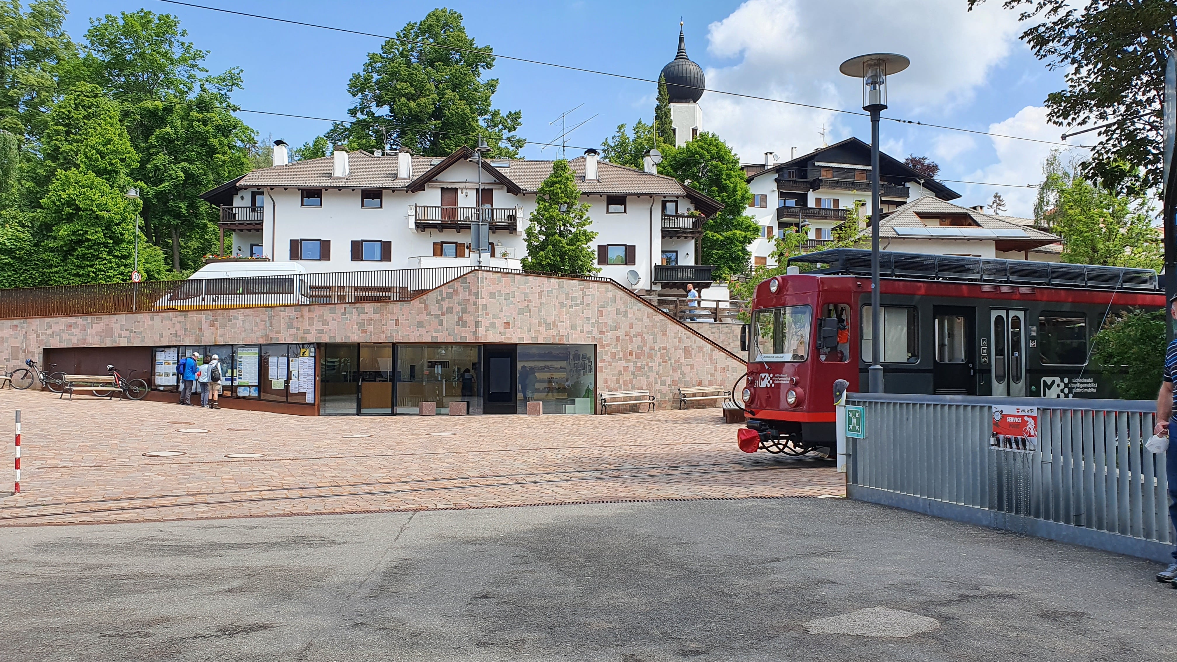 Mit der Seilbahn nach Oberbozen am Ritten | Mit der Seilbahn nach ...